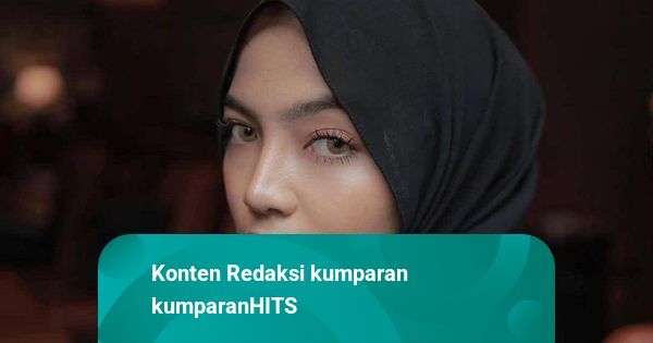 Deretan Kontroversi Lain Oklin Fia: Sering Pamer Bokong saat Nge-gym | kumparan.com